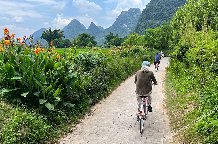16 Days Shanghai Guilin Yangtze River Zhangjiajie Xian Beijing Tour